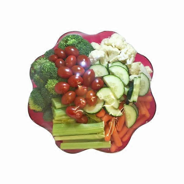 Signature Kitchens Round Vegetable Tray (2 lb) - Instacart